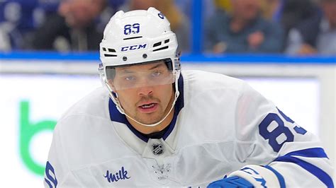 Maple Leafs Re Sign Nicholas Robertson Yardbarker