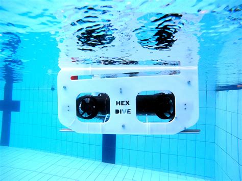 Explore Underwater With This Arduino Controlled Diy Rov Arduino Blog