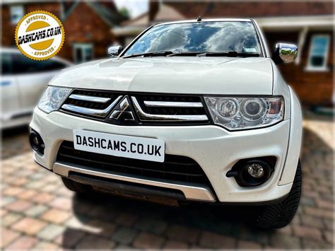 Mitsubishi L200 Reversing Cam 4k Front Dashcam 2k Rear