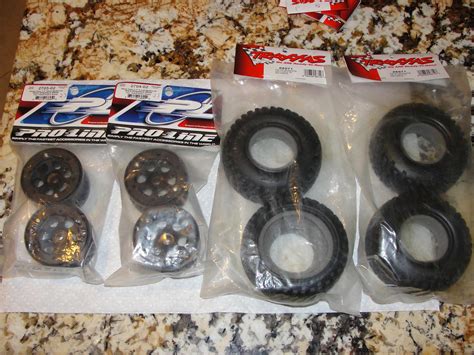 NIP TRAXXAS SLASH WHEELS AND TIRES PROLINE R C Tech Forums