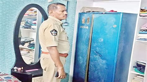వసప కరయకరత ఇటల చర theft
