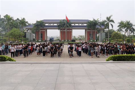 不忘初心跟党走学部第九周升旗仪式 学院新闻 新闻通知 计算机工程学院