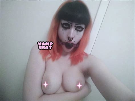 Make Me Drool Scrolller
