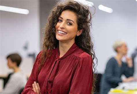 25 Job Interview Hairstyles To Create A Strong First Impression