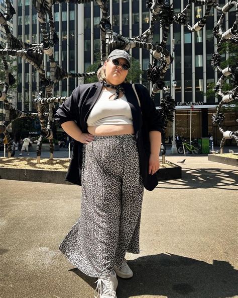 A Casual Fit Doesnt Mean Your Not Still Super Cute 😍