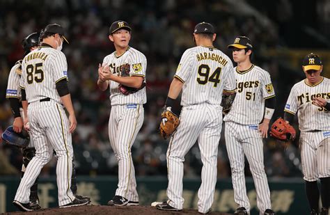 【阪神】西純矢プロ初の救援マウンド、粘投で立て直す 先発伊藤将司が2回途中4失点で早期降板 プロ野球写真ニュース 日刊スポーツ