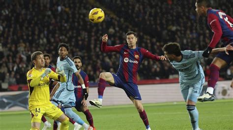 Puasa Gol Robert Lewandowski Di Liga Spanyol Berlanjut Xavi Hernandez