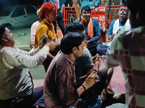 Festival Being Celebrated By Singing Traditional Holi Songs In Ghazipur