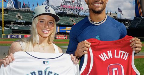 Bronze Medalist Hailey Van Lith Impresses At Mariners Game Columbia