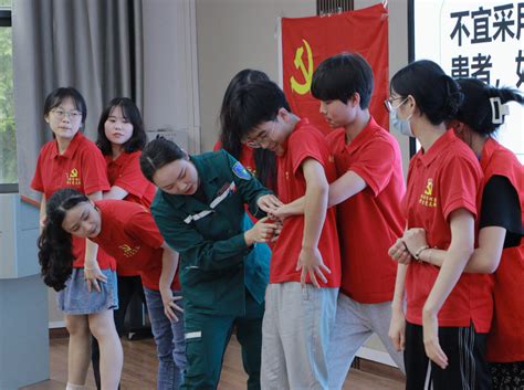 【最美经管红】经济管理系 “益见青心 医暖人情”爱助医患主题培训会成功召开 湖北汽车工业学院科技学院