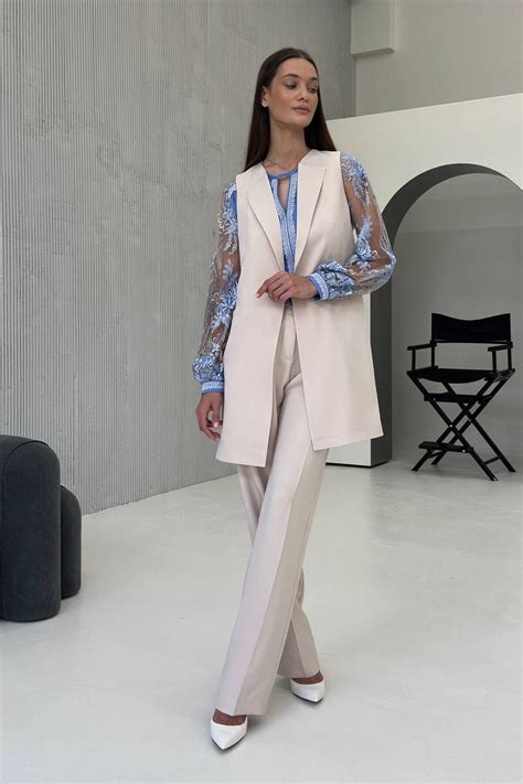 Класична довга жилетка Колір Світло бежевий Арт R3439 C02 ♡ інтернет магазин Runwayok