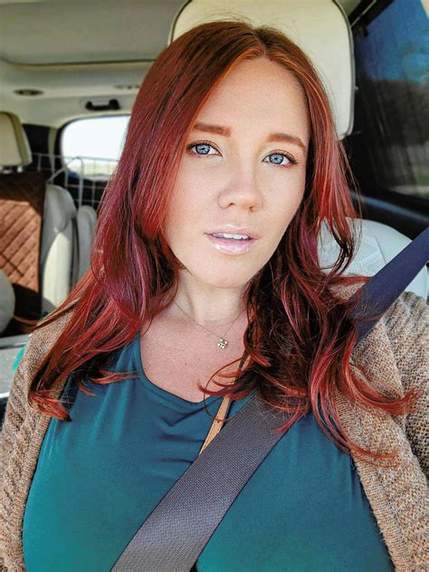 That Seatbelt Can Hardly Contain Those Beauties Scrolller