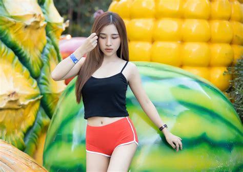 สาวเซกซคนนเธอชอวา ซน มาพรอมกบกางเกงแดงแรงฤทธเชยวนะแมสาวนอย