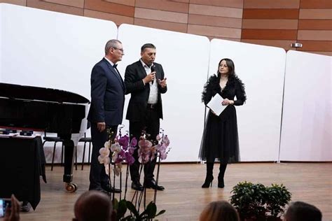 Rectorul Ubb Cluj Daniel David Medaliat La Gala Personalități De