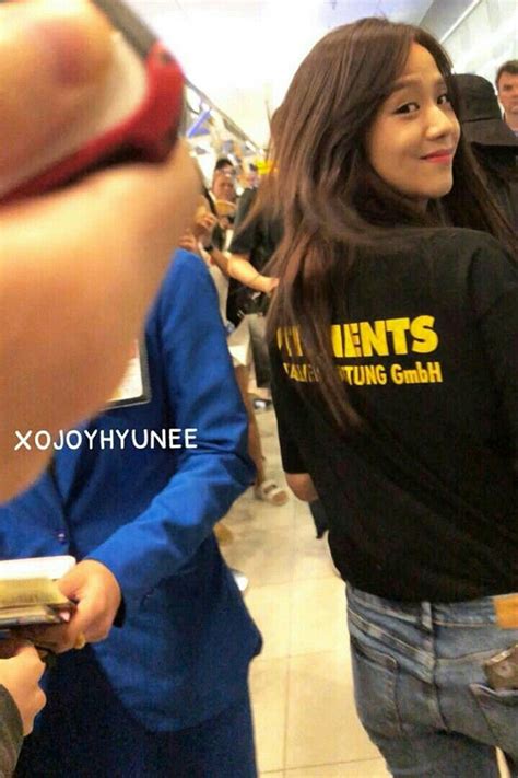 Pin By Poo On Jisoo BP Blackpink Jisoo Blackpink Funny Blackpink