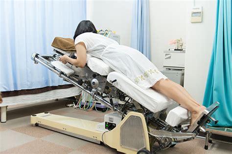 骨盤矯正姿勢矯正トムソンベッド 恵比寿 さくま整体院接骨院併設
