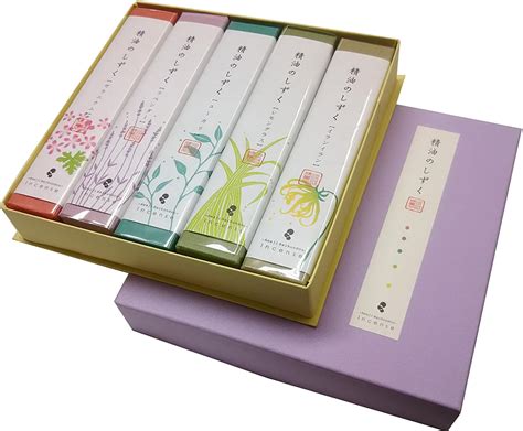 Amazon｜【 包装 のし付き 】 梅薫堂 極上初梅【桐箱】2点セット 「極上の香りを贈り物に。贅沢な秘伝のブレンドで、甘さ、辛さ、酸味