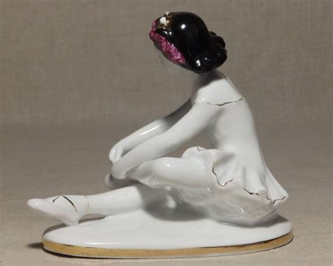 Статуэтка МАЛЕНЬКАЯ БАЛЕРИНА танцы ЛФЗ фарфор СССР Оригинал Целая 6 000 грн