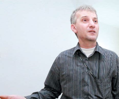 Adrian Sobaru celebrul kamikaze de la Parlament și Guvern I am