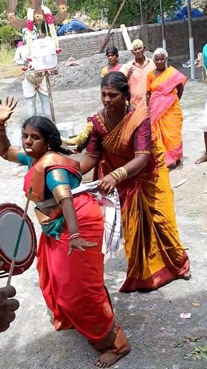 அய்யனாரப்பன் பெண் மீது ஆவேச ஆட்டம் 🙏🙏🙏 Youtube