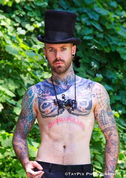 Trevor Wayne In Tumbler And Tipsy Fw Homme
