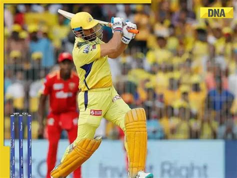 Watch Csks Ms Dhoni Smashes Two Sixes In Last 2 Balls Vs Pbks Crowd