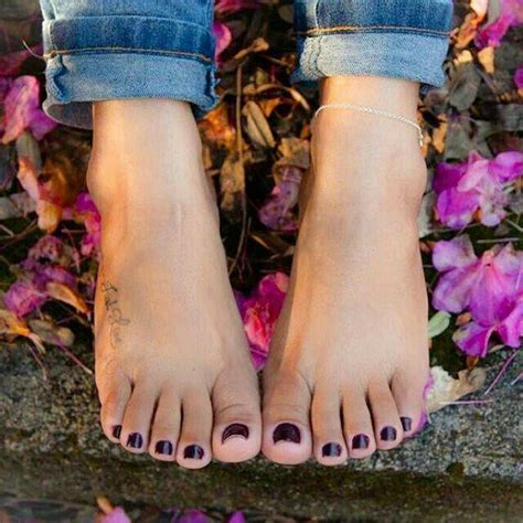 Come On I Need Your Cum To Finish Polishing My Nails Toes R Feettoesandsocks