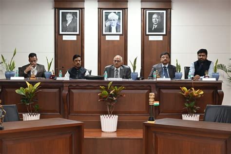 Prof Dr Azimkhan Pathan On Linkedin Commencement Lecture Of Legal Luminaries And Experts