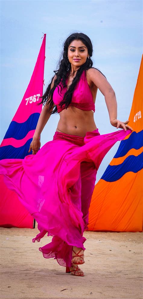 Shriya Addict On Twitter Shriyasaran Https T Co HH2GS0fVdA Twitter