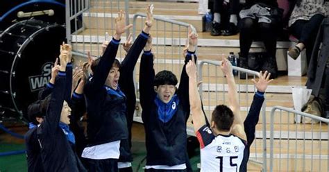 사진 연속 서브에이스 문성민 동료들과 기쁨의 세리머니