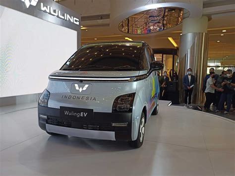 Mobil Listrik Wuling Yang Dijual Di Indonesia Punya Jarak Tempuh 200 300 Km