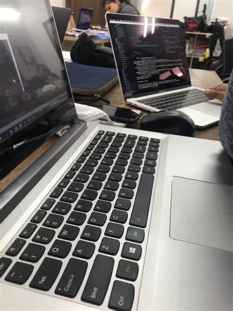 Rails 勉強法】私がインドに滞在していた時に参考にした海外のrails Tutorialの動画を紹介するよ│文系エンジニア大学生の技術ブログ
