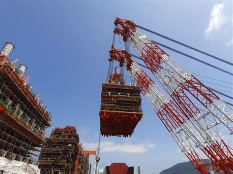 Coral Sul Flng Gets First Topside Module Offshore Energy