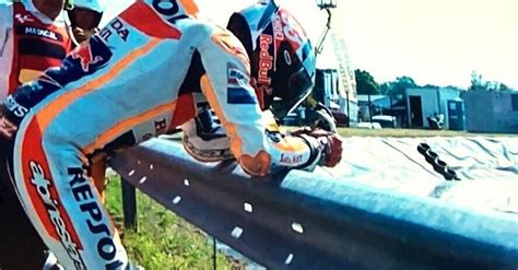 MotoGP GP di Germania La notizia in prima fila Marc Marquez si è arreso E adesso