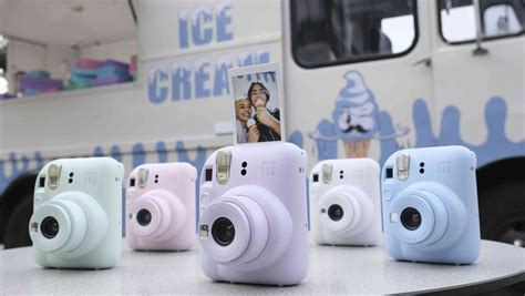 Fujifilm'den Yeni Instax Geliyor: Instax mini 12 - Tamindir