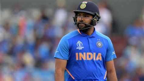 Icc World Cup 2023 Rohit Sharma Becomes Fifth Leading Run Scorer In
