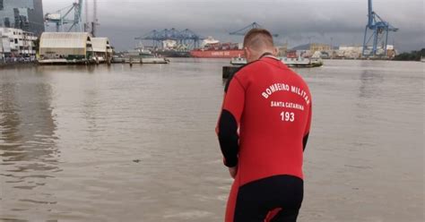 Corpo de homem que tentou atravessar rio a nado em Itajaí é encontrado