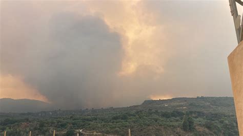 Las Imágenes Del Incendio De Los Guájares En El Valle De Lecrín El