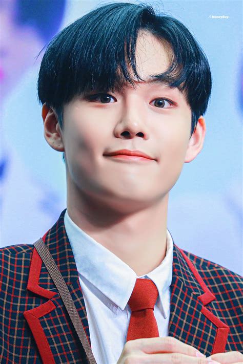 Seunghun Cix 191215 Jinyoung Fandom