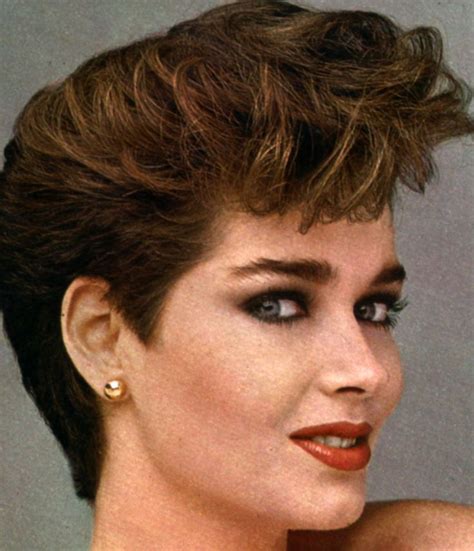 Periodicult 1980 1989 80s Short Hair Short Hair Styles 80 S Hairstyles
