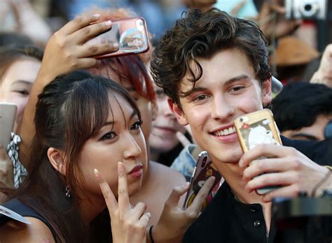 Shawn Mendes Enfureció A Usuarios De Redes Sociales Quienes Lo Acusaron