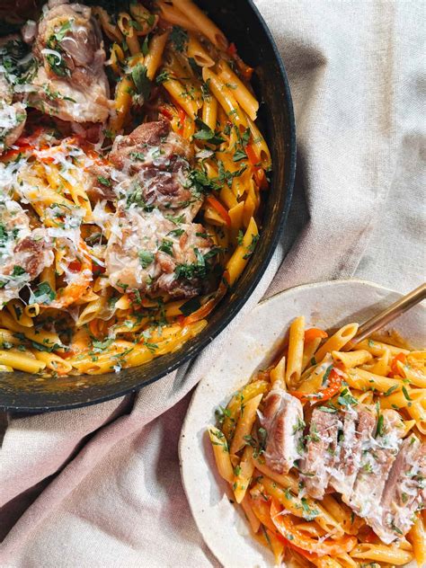 Pasta Met Kip Recept Romige Pasta Met Kip En Parmezaanse Kaas Miljuschka