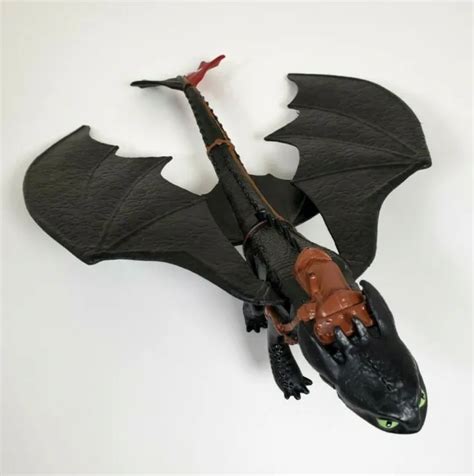 How To Train Your Dragon Toothless Night Fury Lunge Attack 2013 Dwa Llc
