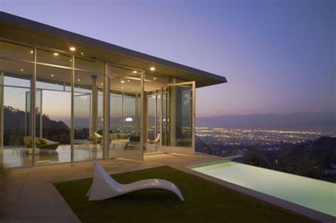 27 Incredible Infinity Pools That Overlook Amazing Views