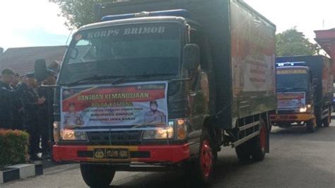 14 Personel Polda Kalteng Bersama Bantuan Sembako Dikirim Ke Cianjur