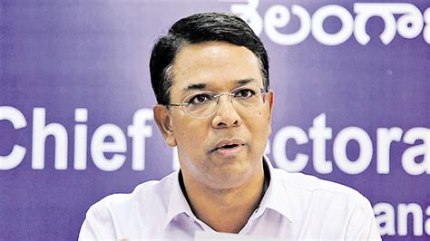 Lok Sabha Elections ఓట్ల లెక్కింపునకు 1855 టేబుళ్లు Ec Arranged