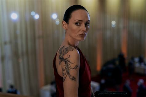 Interview Laura Haddock On Playing Max Meladze In Netflixs The Recruit Popternative