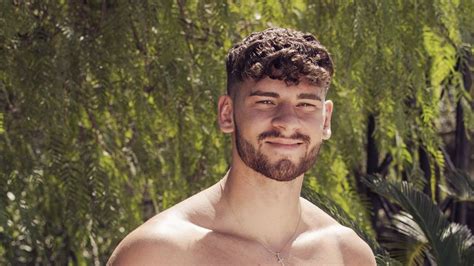 "Love Island"-Fabi unentschlossen: Zu ihr raten ihm die Fans