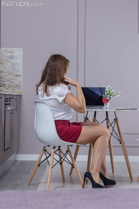 Moon Flower Fucks For Karupspc At Thenude Com