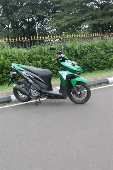 Harga Vario Modifikasi Warna Hitam Lacak Harga